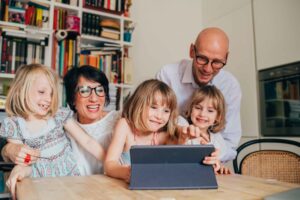 10 Creative Ways to Increase Family Engagement - Seesaw | Elementary ...